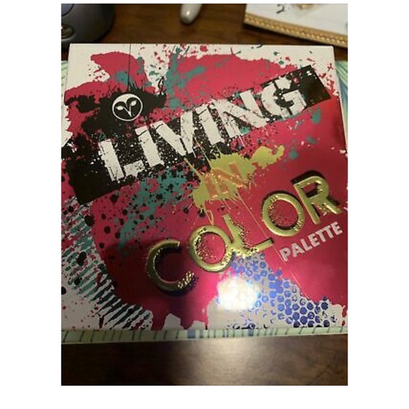 Hank & Henry | Makeup | Living Color Palette From Hank Henry This ...